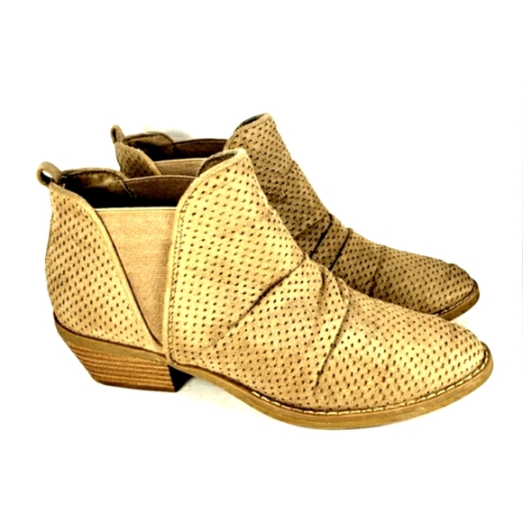 Report | Shoes | Report Dexter Tan Fuax Suede Laser Cut Western Style ...
